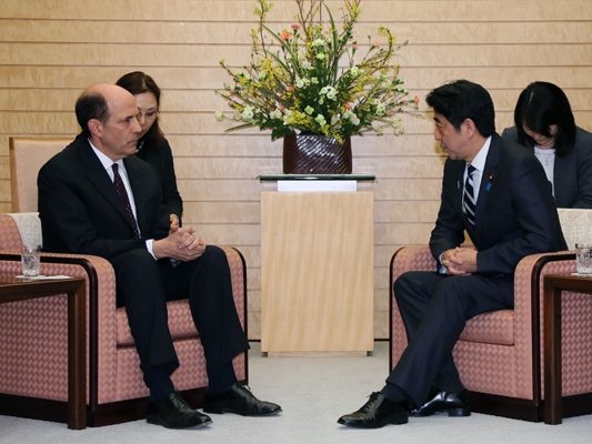 The Prime Minister Receives a Visit from US Ambassador to Japan, Mr ...
