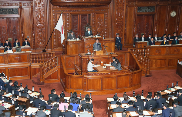 The Prime Minister Attends the Plenary Session of the House of ...