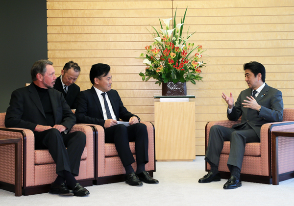The Prime Minister Receives a Courtesy Call from Mr. Larry Ellison ...