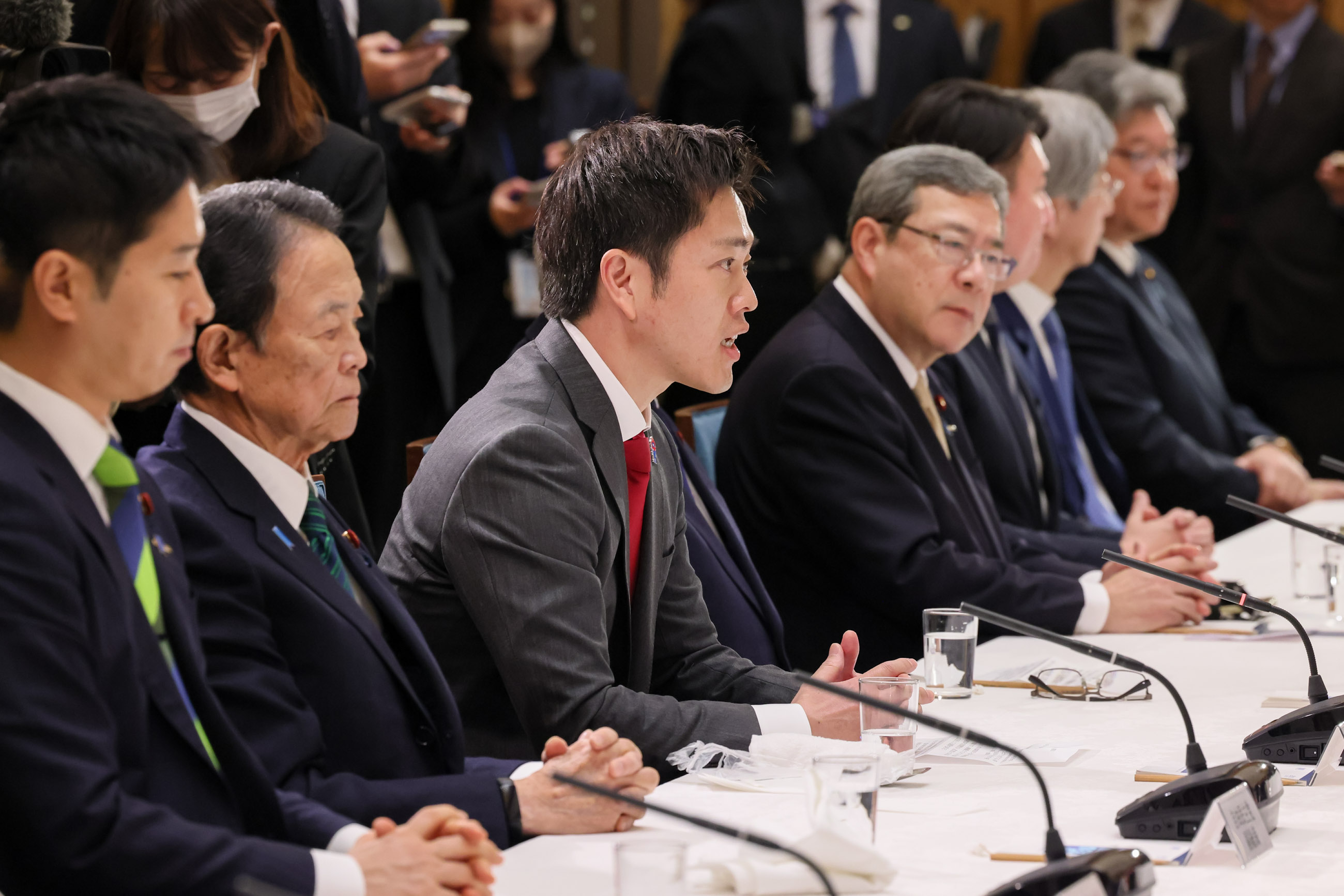 Liaison Meeting of the Government and Ruling Parties (The Prime ...